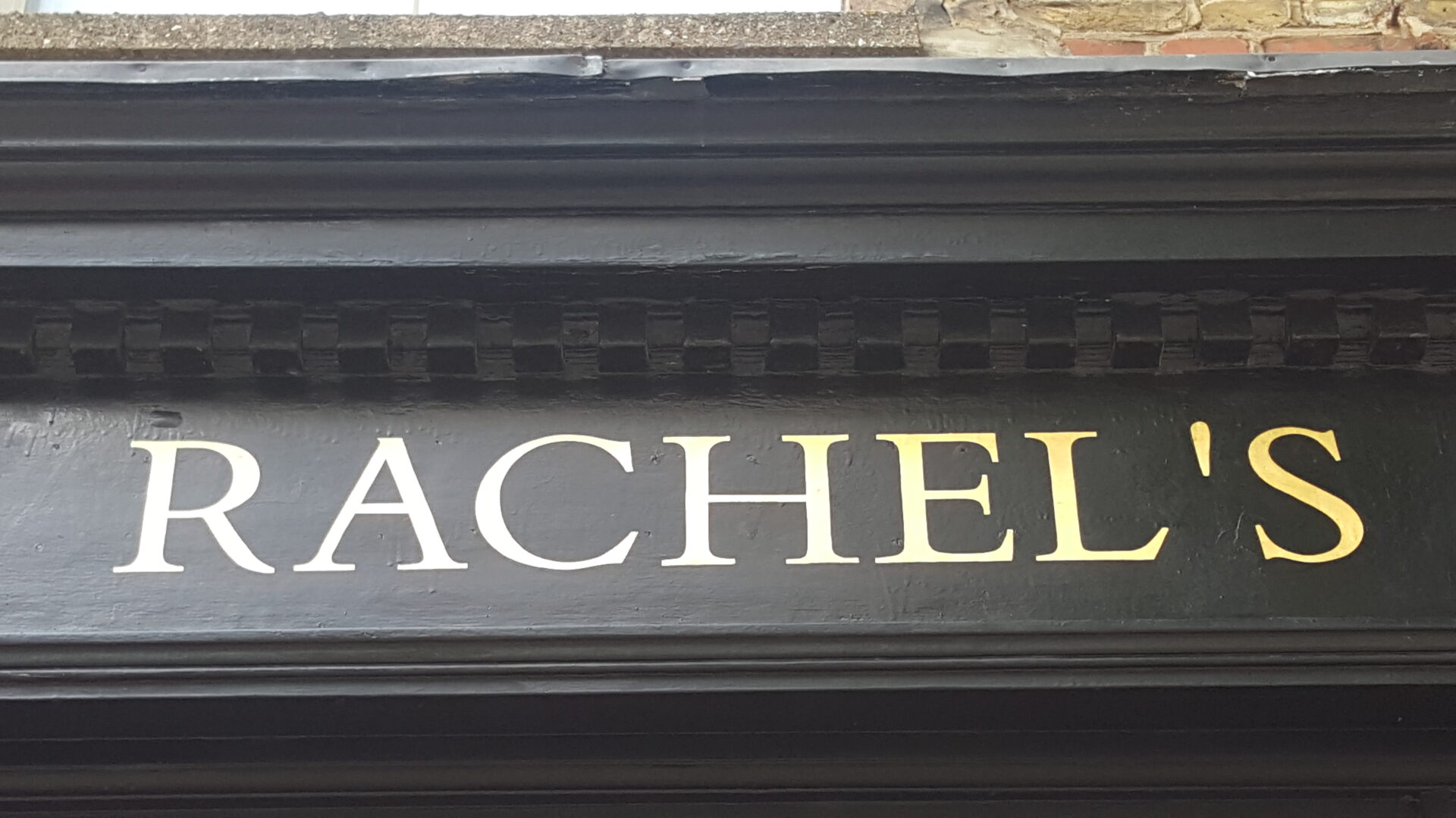 Gold signs on shopfront by Traditional Signs of London - Traditional ...